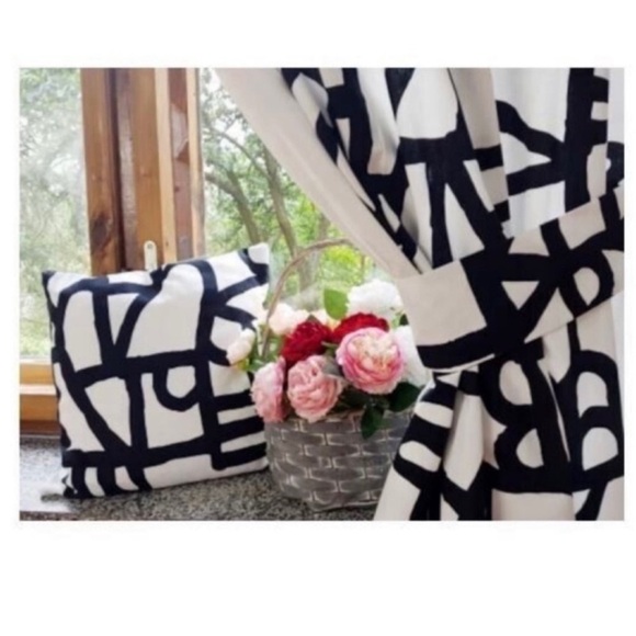 IKEA | Accessories | Ikea Skuggbracka Black And White Abstract Print ...